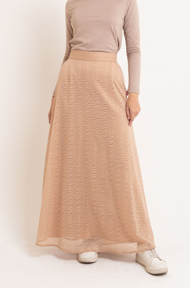 Skirt Geo Lace - Desain Geometri Modern dengan Pola Flare Dinamis