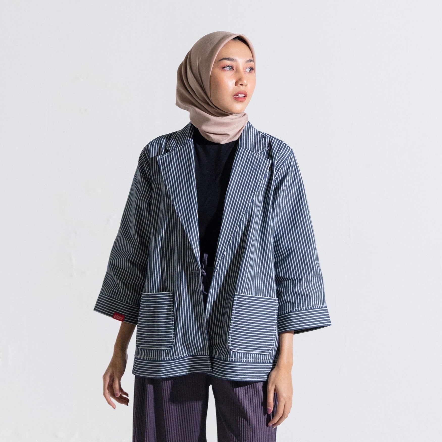 Outer Denim - Stylish & Nyaman untuk Berbagai Acara