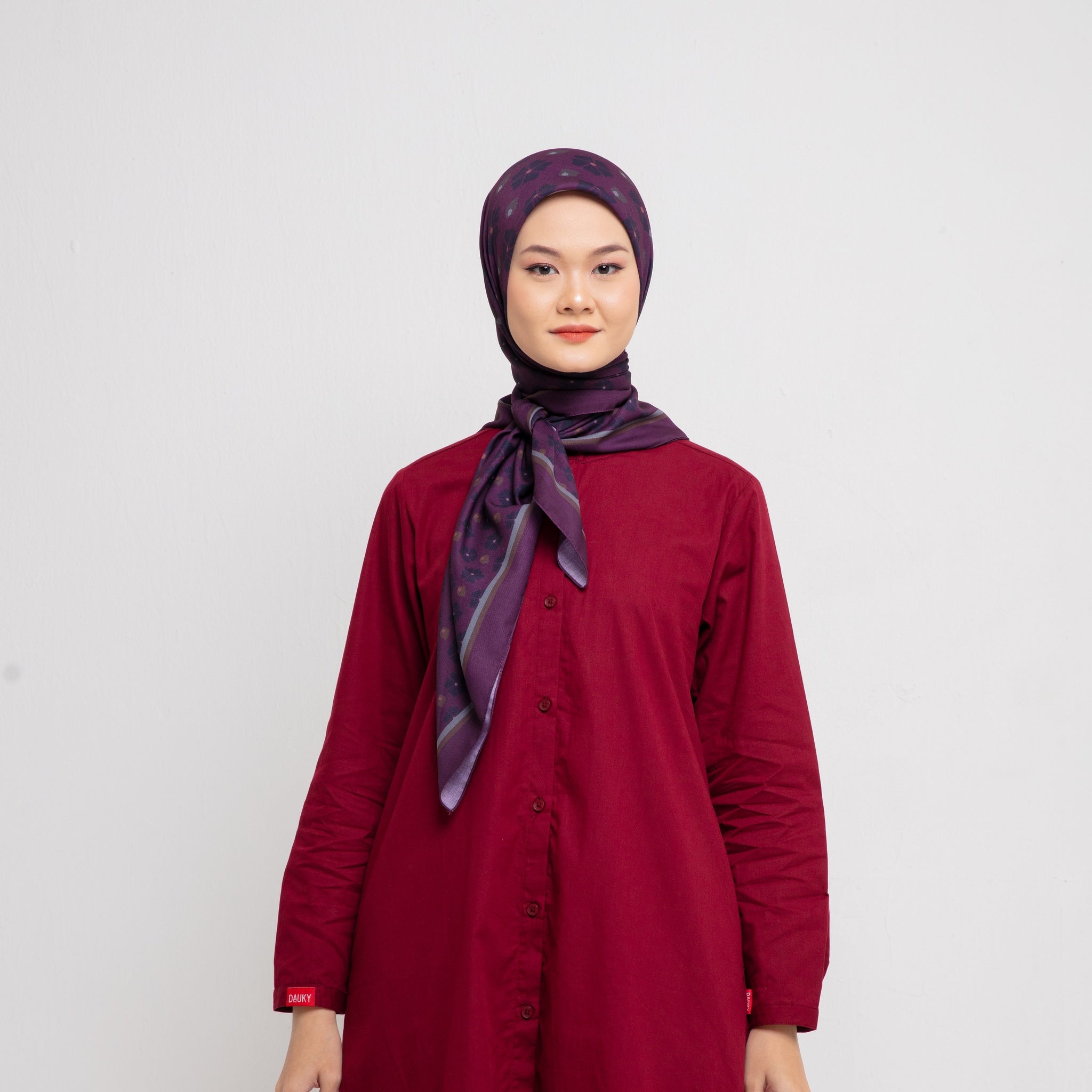 Dauky Alamanda Scarf - Scarf Voal Lembut dengan Motif Bunga Alamanda